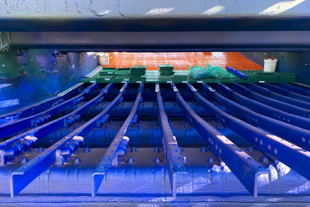 Screen Deck Coating - Blackbee Specialist Coatings